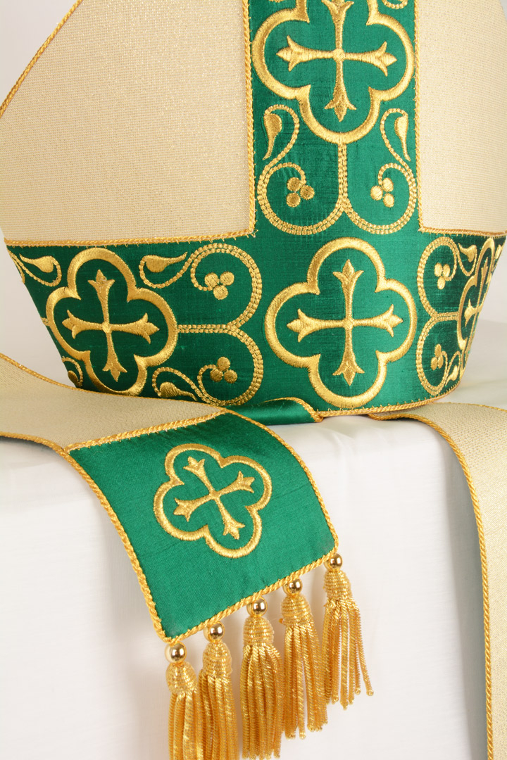 Mitra M22M2 Rinascimento Verde | Pietrobon Bruno Arredi Sacri