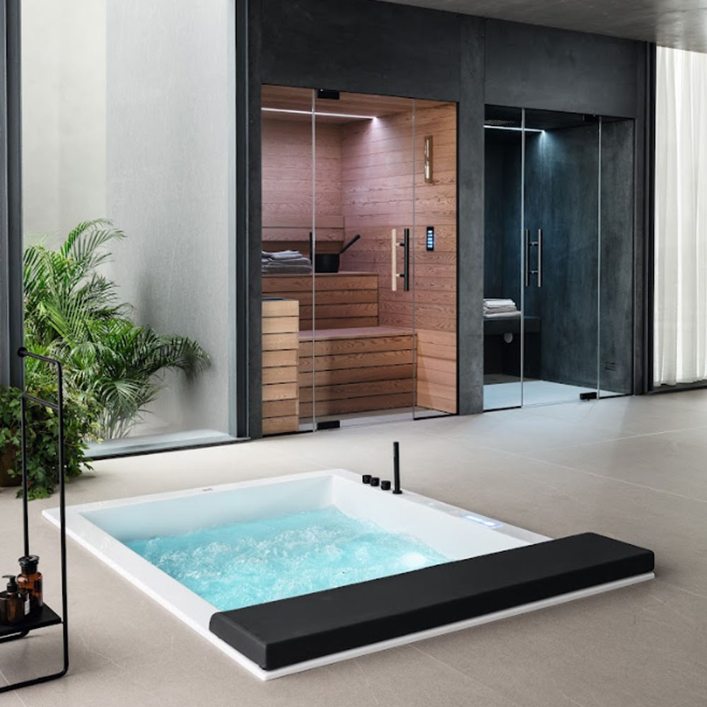 Indoor Jacuzzi Designs Spa Suite , 2 And 4 Seater Jacuzzi Ideal For