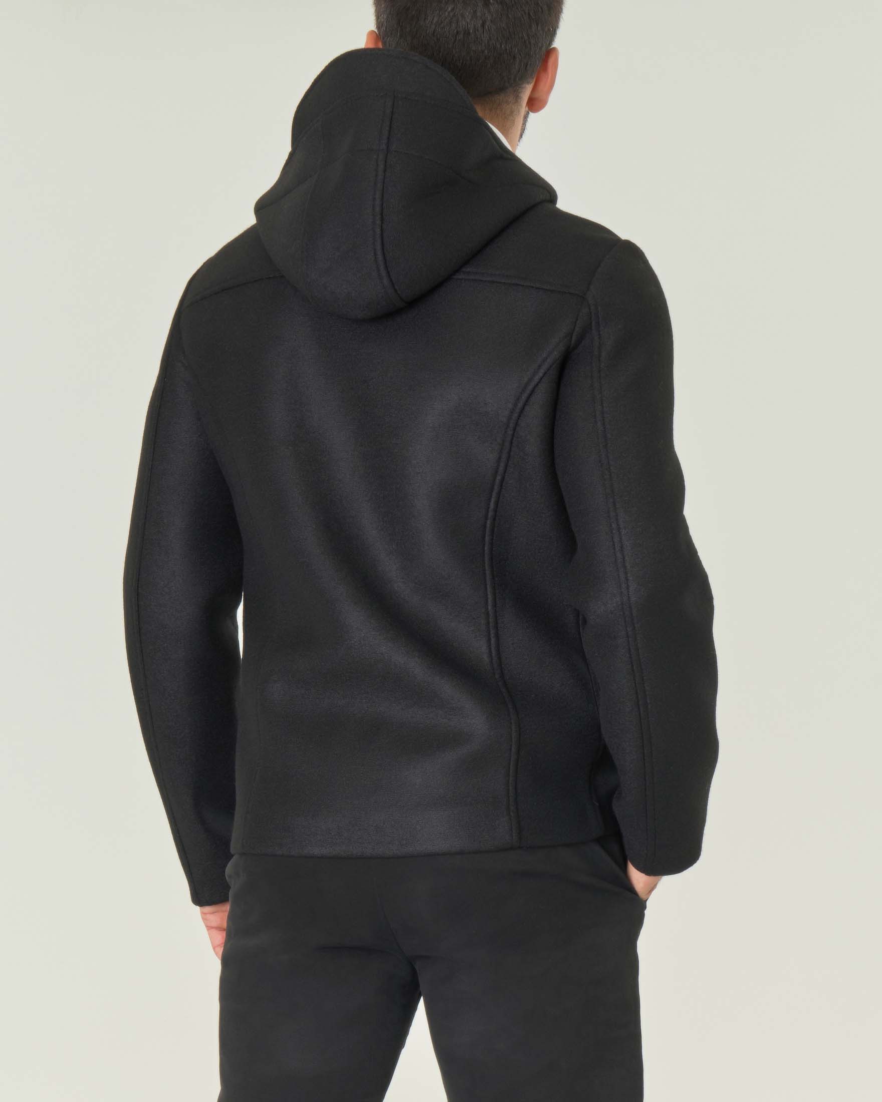 Cappottino corto nero in panno di lana con cappuccio