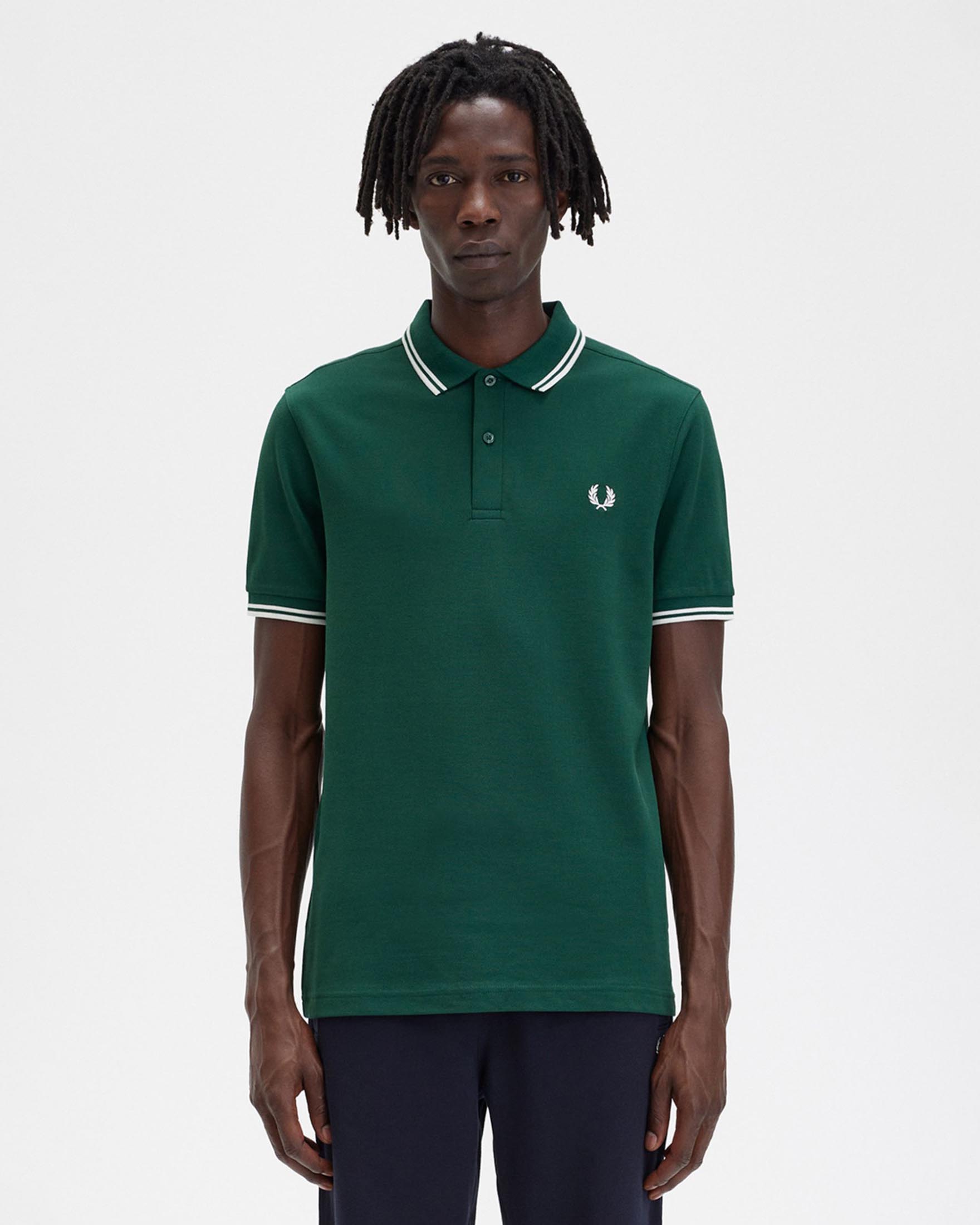 Polo mezza manica verde con bordino bianco