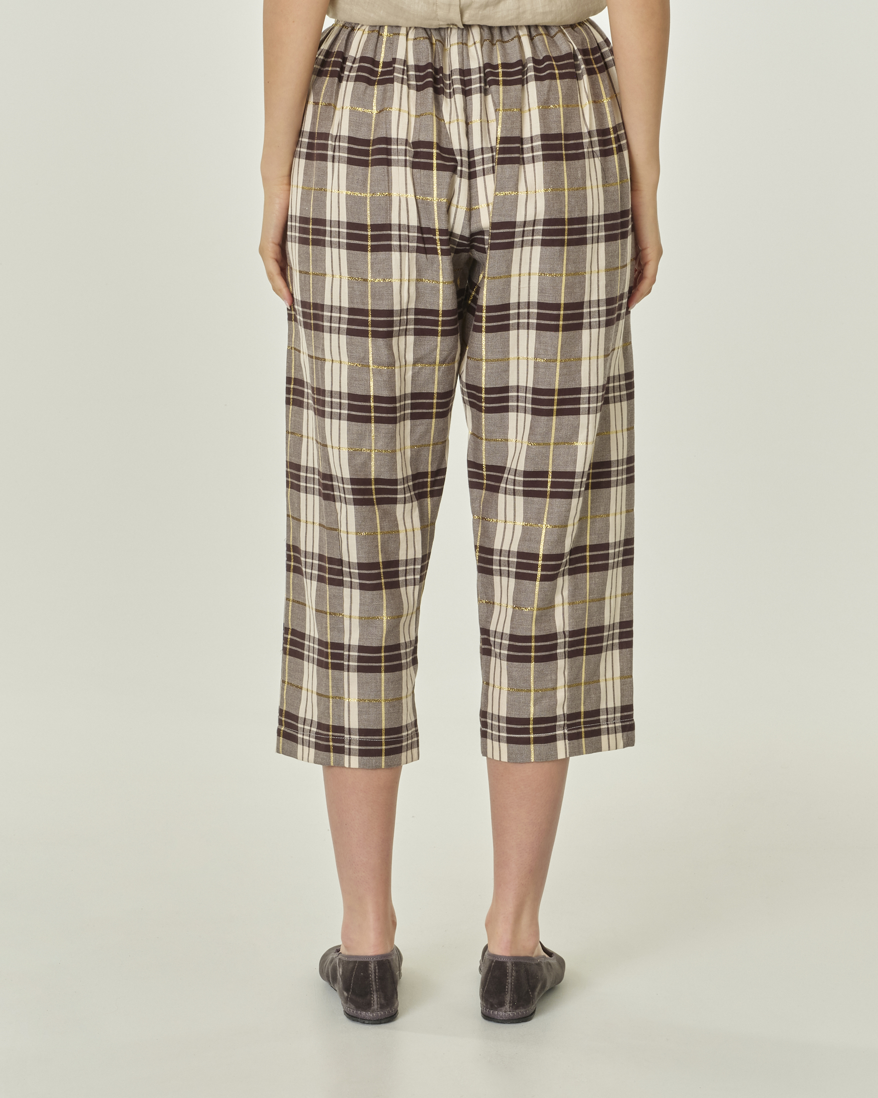 Pantaloni beige dal taglio crop in puro cotone e lurex a fantasia ...