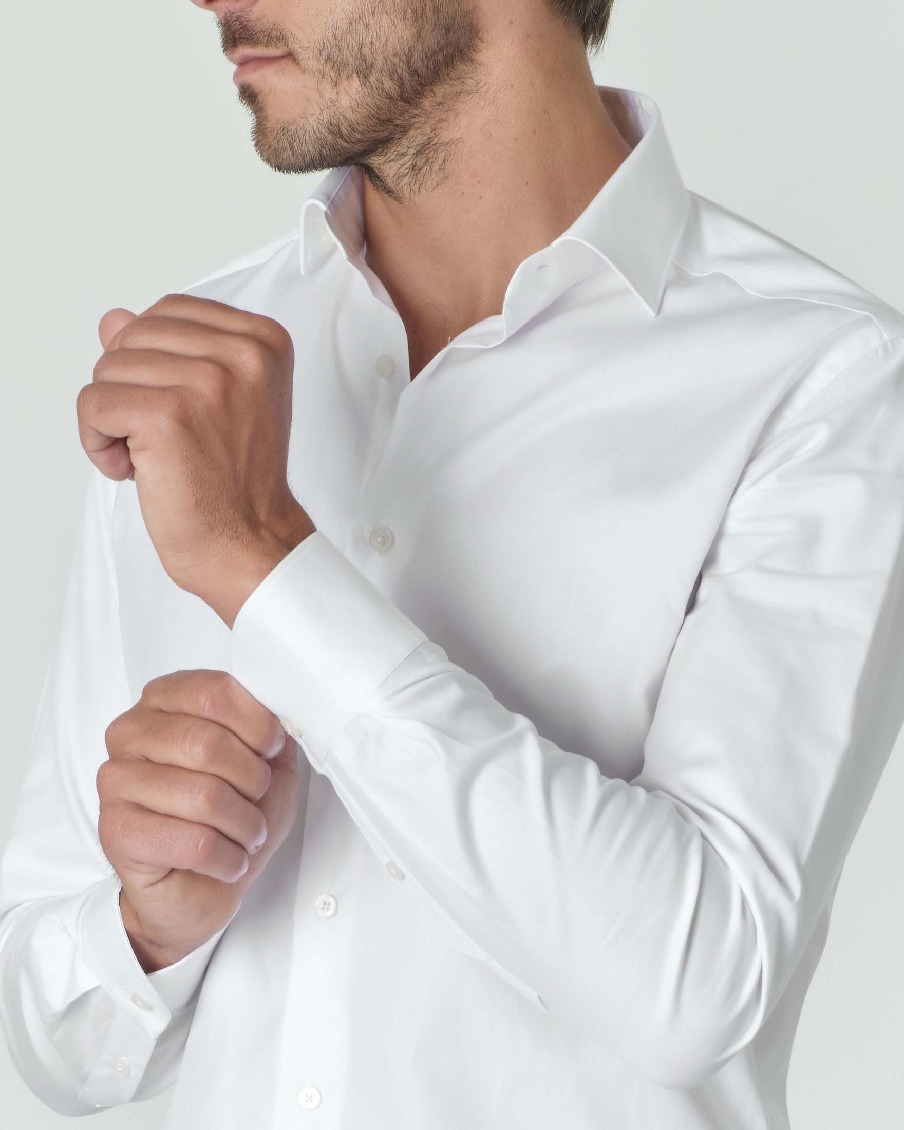 Camicia bianca in twill di puro cotone tailor-fit