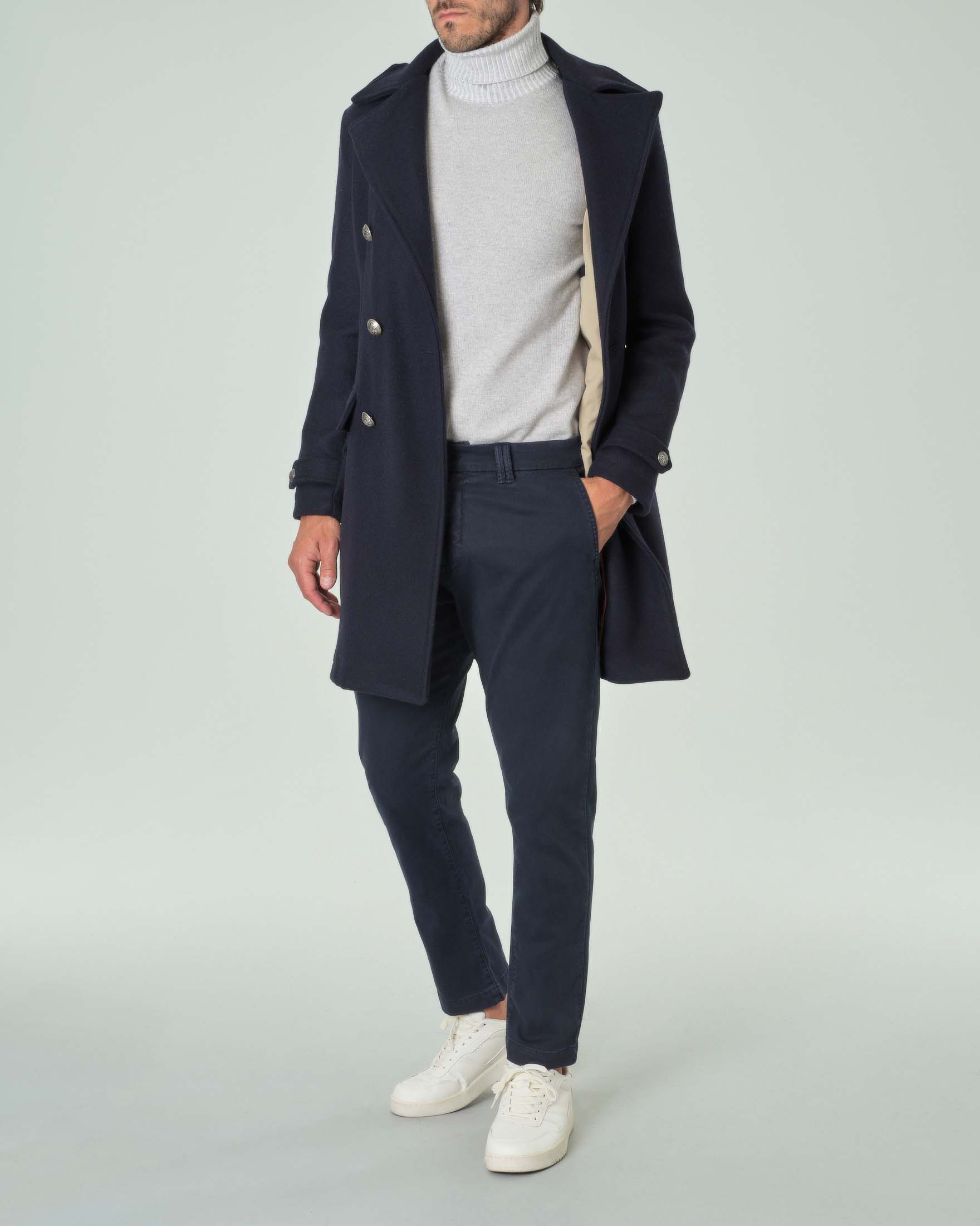 Cappotto doppiopetto blu in panno di lana