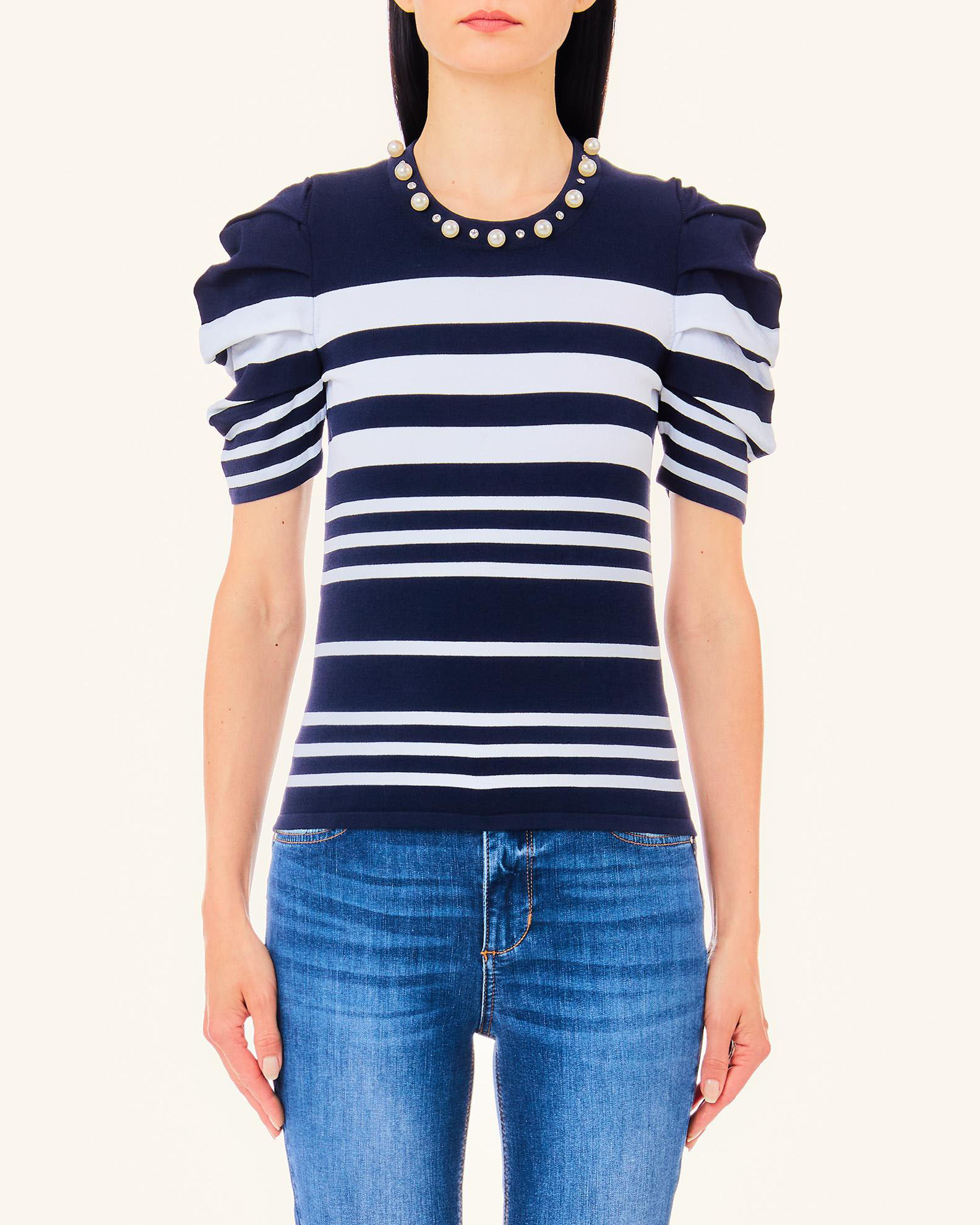 Maglia blu a righe bianche in misto viscosa con maniche a sbuffo e ...