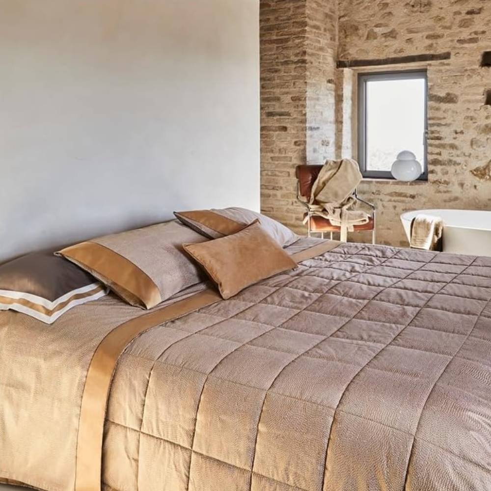 Discover the new Fazzini Sashiko dove gray satin double sheets