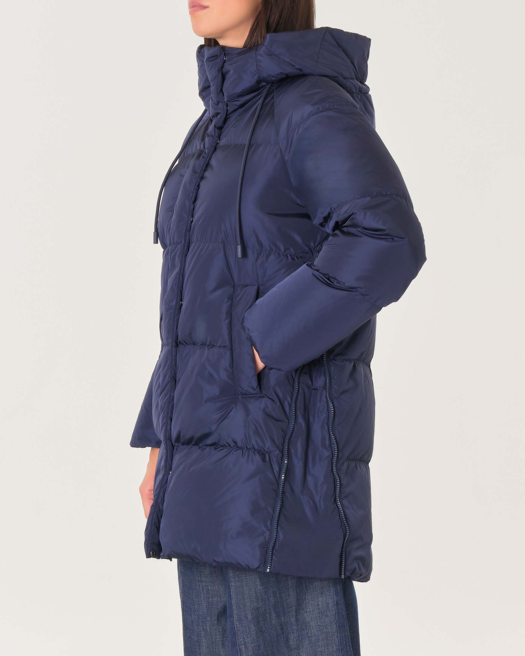 Giaccone imbottito blu in piuma d'oca in taffetà antigoccia con ...