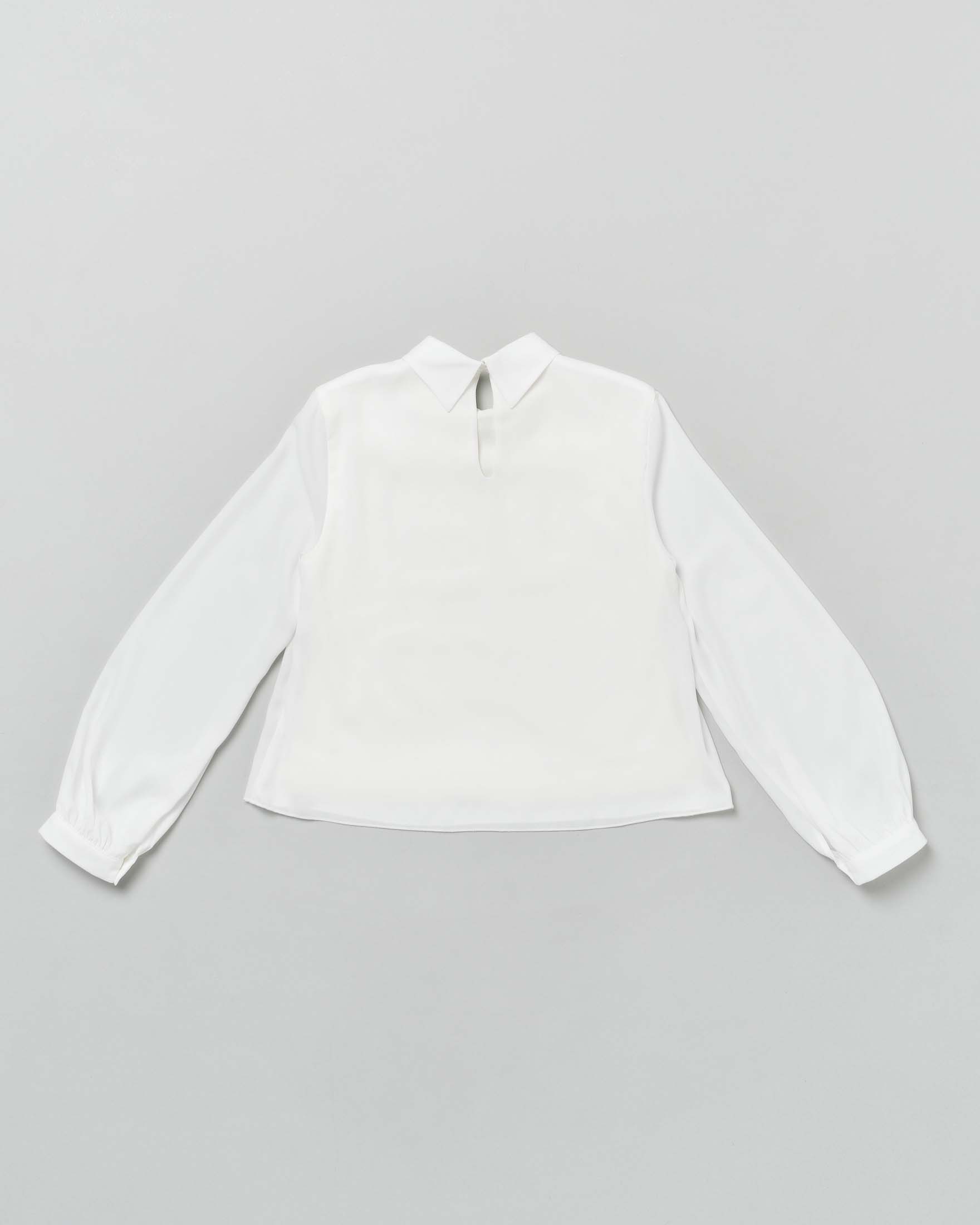 Camicietta Elsy bianca in crêpe a maniche lunghe con colletto classico