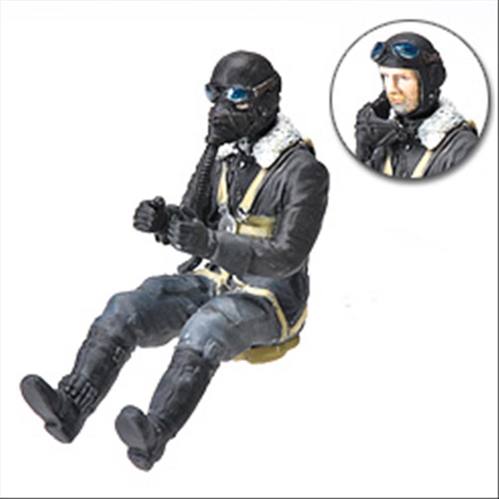 Zoukei-mura: 1/32 Do 335 Forward Facing Pilot Figure | Steel Models