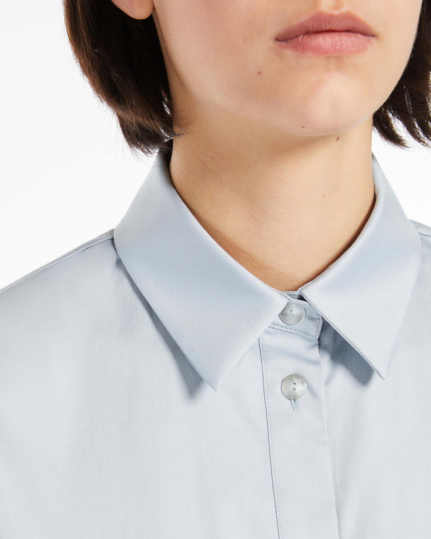 Camicia azzurra in popeline di cotone con colletto classico e ...