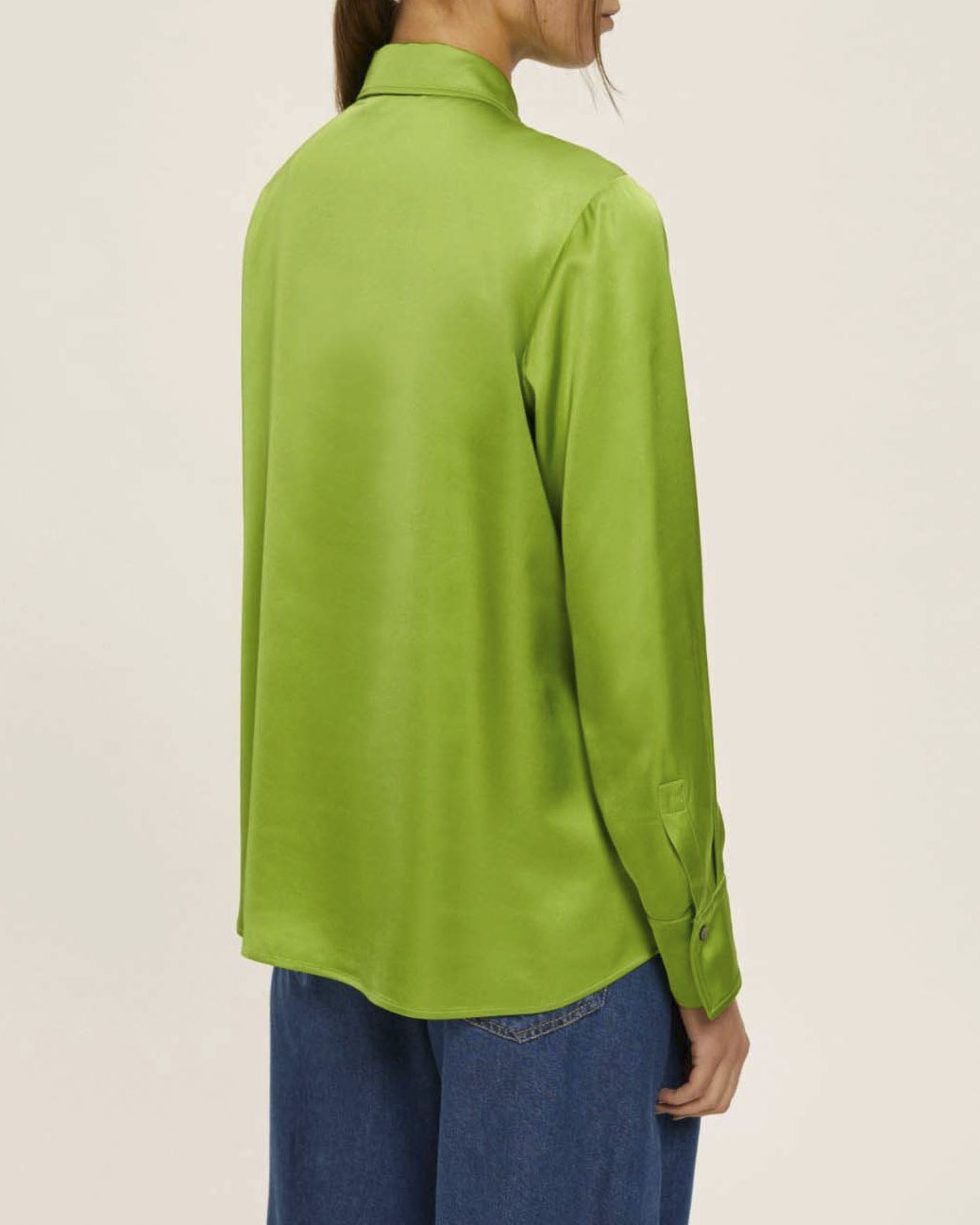 Camicia verde Emme Marella in raso di viscosa con colletto classico e ...