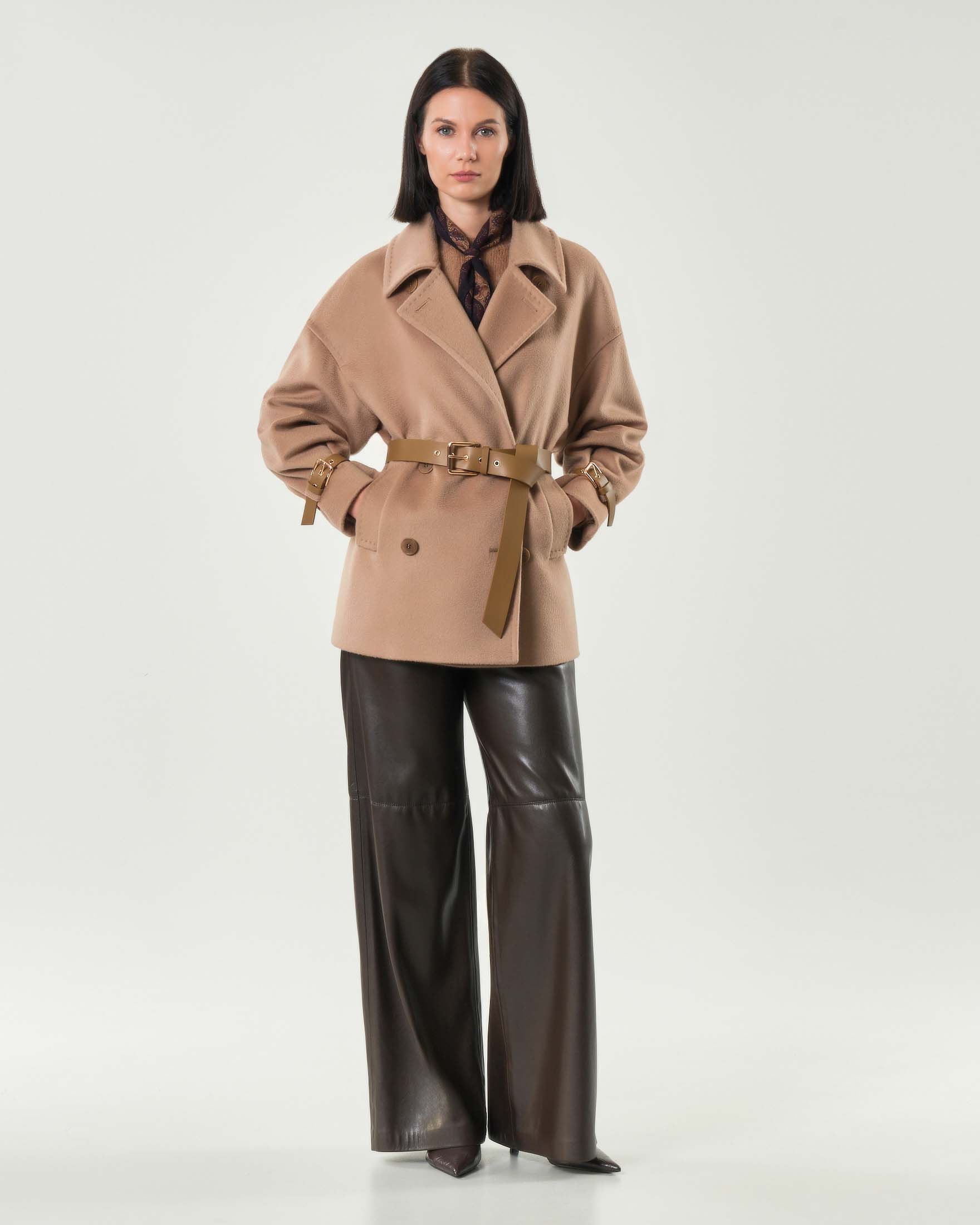 Cappotto color cammello Max Mara Studio in drap di lana vergine con ...
