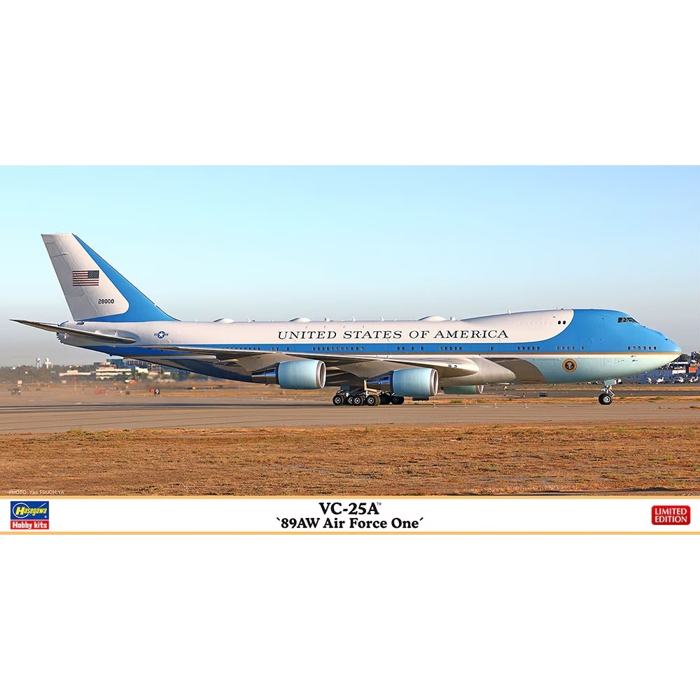 HASEGAWA: 1:200 Boeing VC-25A 9AW Air Force One | Steel Models