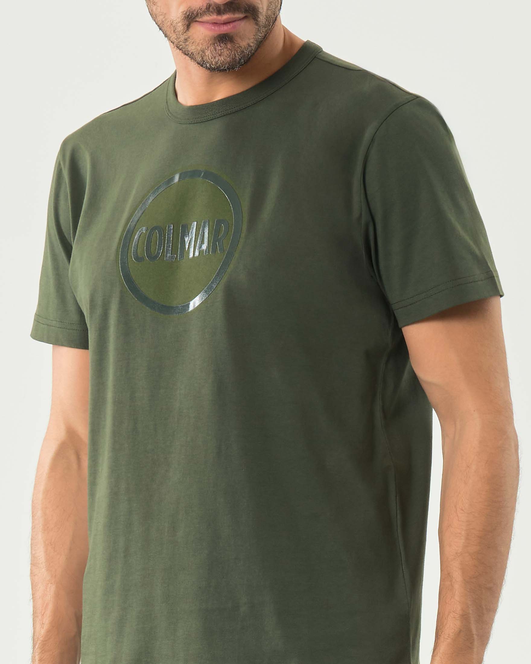 T-shirt verde militare mezza manica Colmar Originals con logo bollo ...